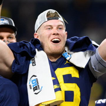 Luke Schoonmaker College Stats - Fantasy Football College Player Profile